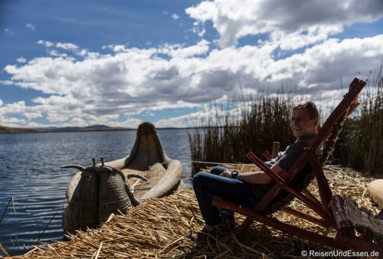 Übernachtung auf schwimmender Insel der Uros im Titicacasee